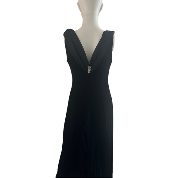 Robbie Bee | Dresses | Robbie Bee Eveing Gown | Poshmark